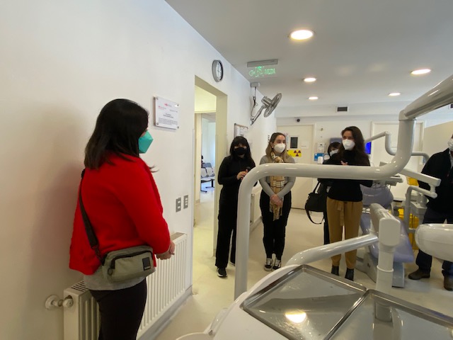 CESFAM Los Castaños de La Florida instala placa conmemorativa en honor ...